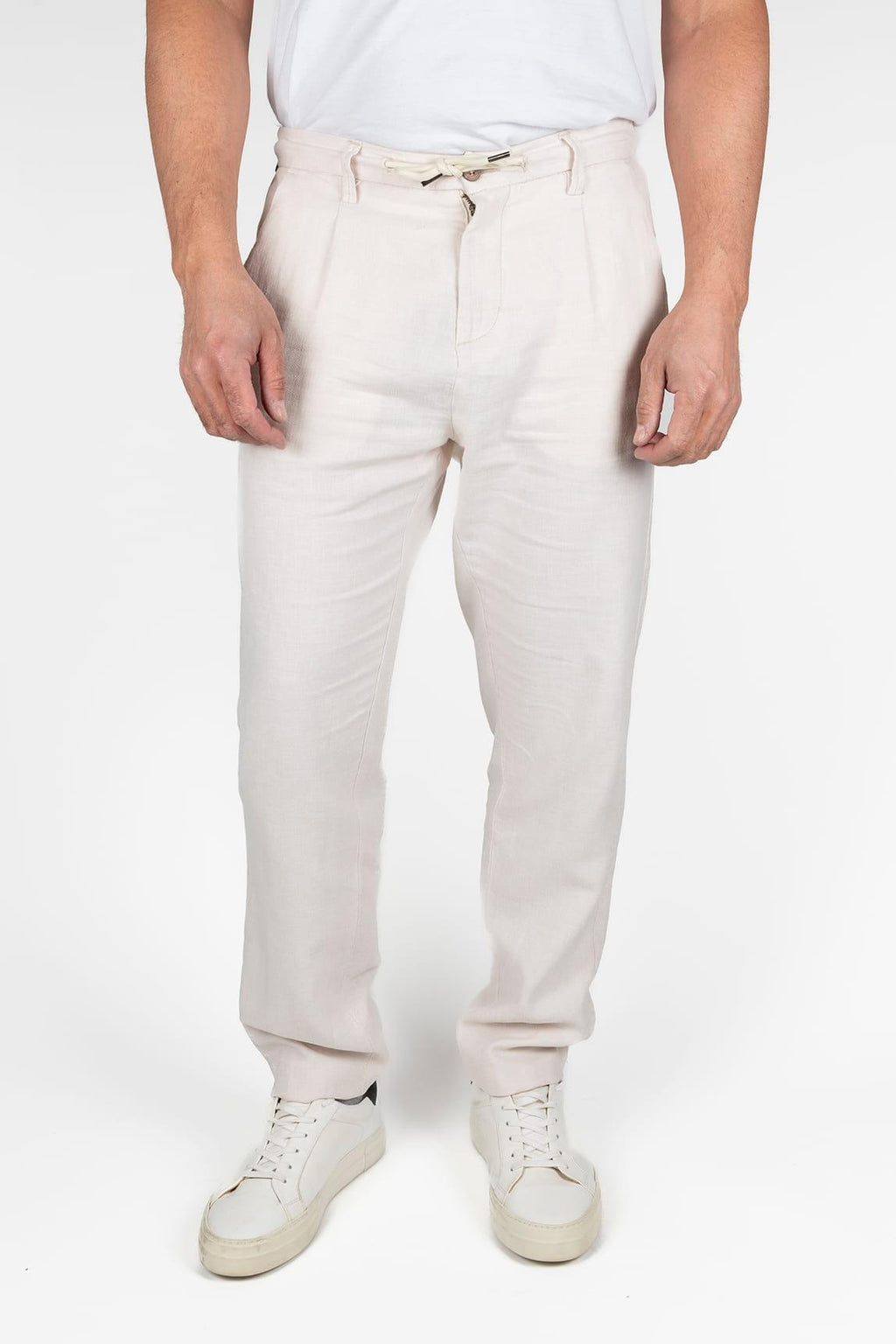 Lumen off-white textured trousers | Rivera